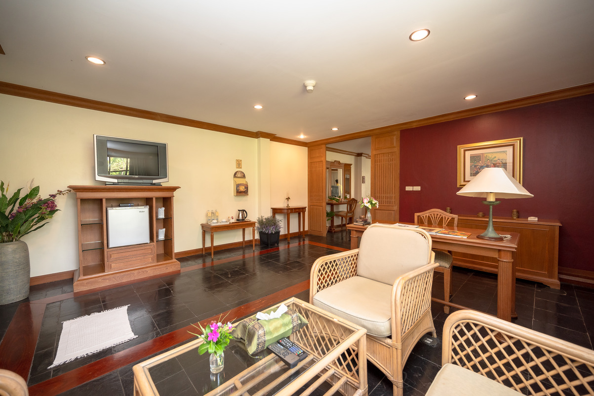 Riverside Resort Kanchanaburi - Comsaed River Kwai