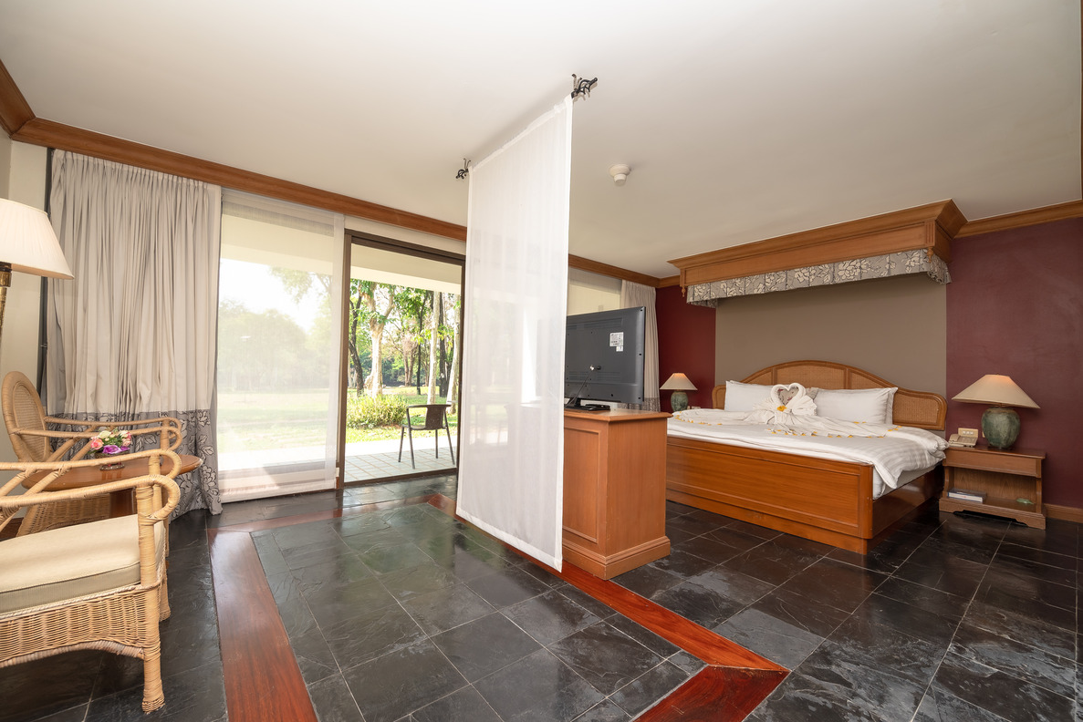 Riverside Resort Kanchanaburi - Comsaed River Kwai Hotel