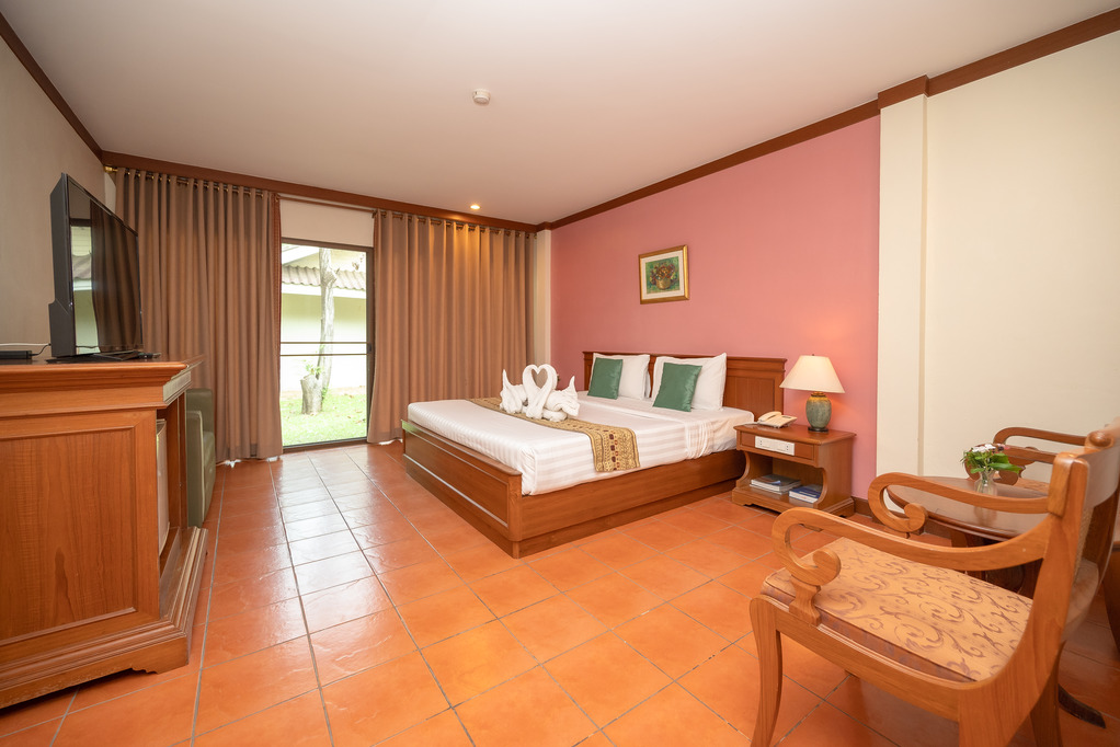 Riverside Resort Kanchanaburi - Comsaed River Kwai Hotel