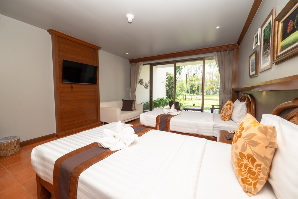 Riverside Resort Kanchanaburi - Comsaed River Kwai Hotel