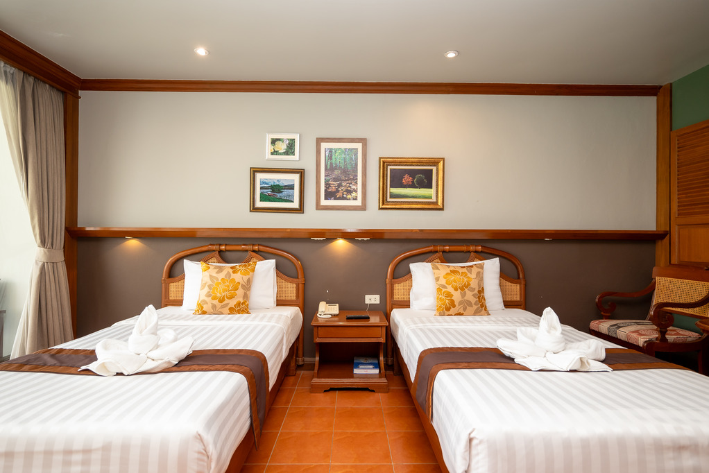 Riverside Resort Kanchanaburi - Comsaed River Kwai Hotel