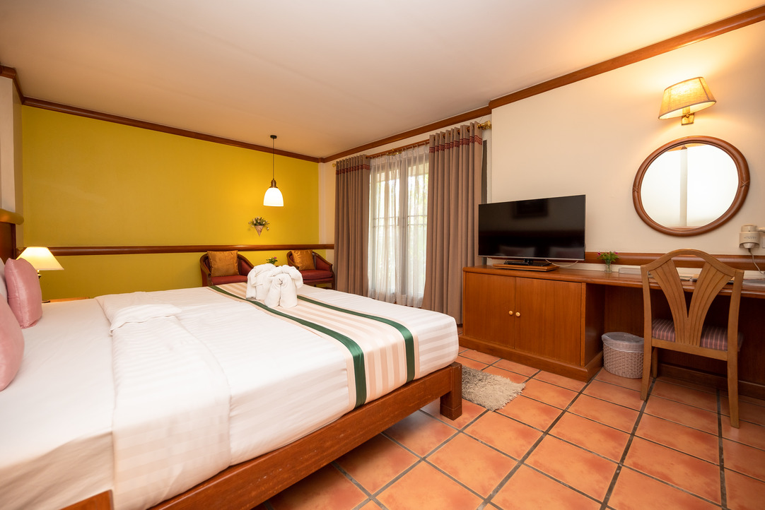 Riverside Resort Kanchanaburi - Comsaed River Kwai Hotel